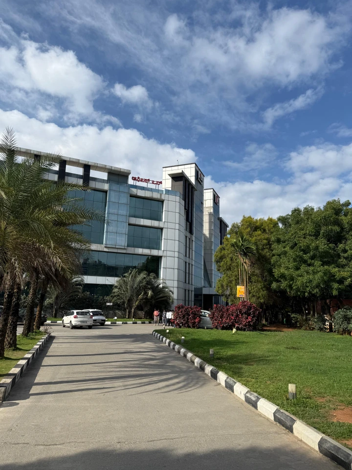 CloudZenia Reviews by 9 Employees | Rated 4.9/5 | AmbitionBox