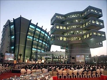 Oracle Office Photos 2024 | AmbitionBox