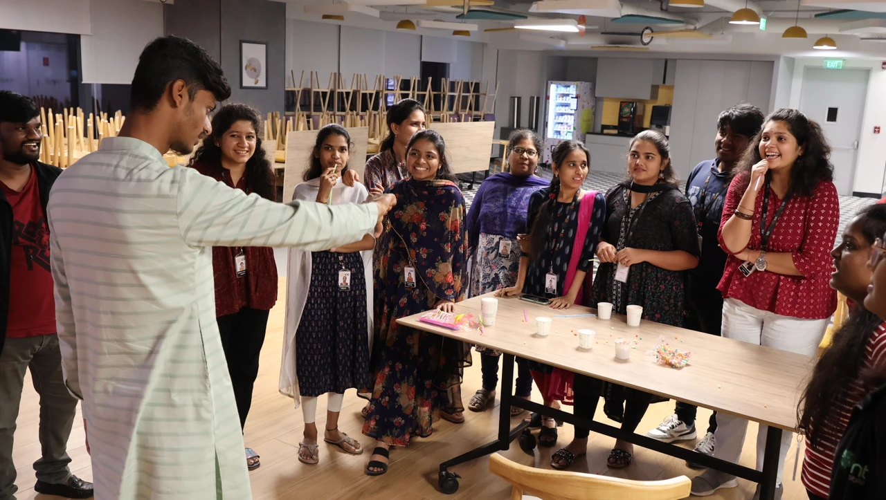 VXI Global Solutions Office Photos 2025 | AmbitionBox