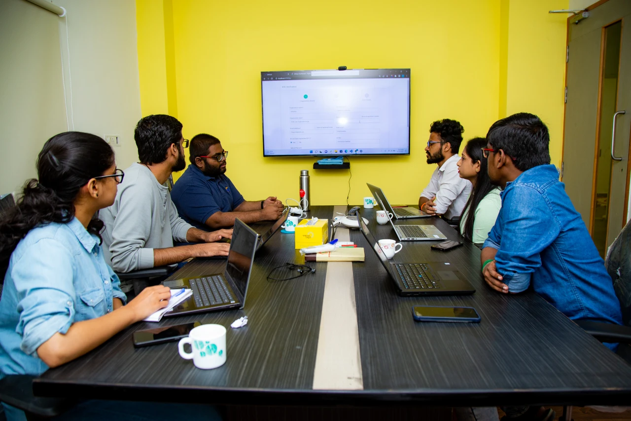 Hutech Solutions Company Profile & Overview | AmbitionBox