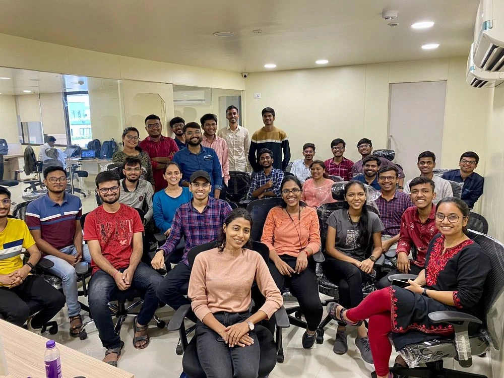 Pratiti Technologies Office Photos – Inside Look at Workplace & Culture ...