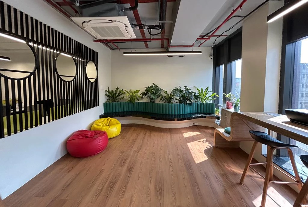 Upperthrust Technologies Office Photos 2025 | AmbitionBox