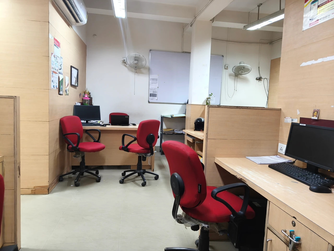 Mahindra Finance Office Photos – Inside Look at Workplace & Culture | AmbitionBox 2025 | AmbitionBox