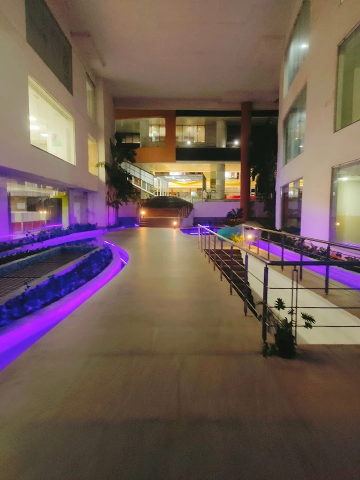 Capgemini Office Photos 2024 | AmbitionBox